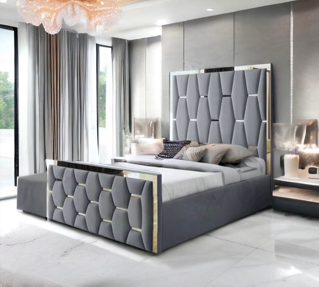 Luxury Hexa Gold Stripe Bed - hdbeds.co.uk